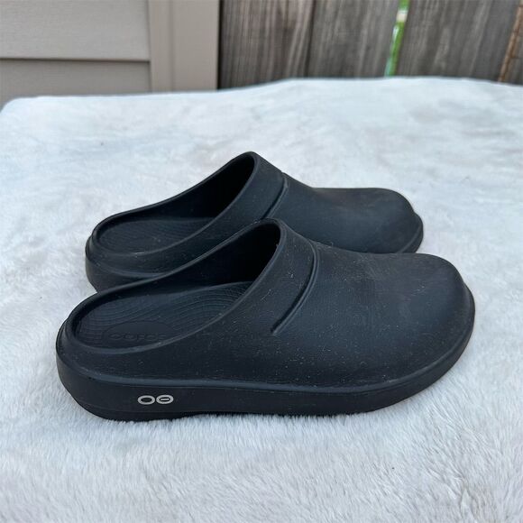 OOFOS | Shoes | Oofos Oocloog Unisex Recovery Clogs Black Mens 5 Womens ...